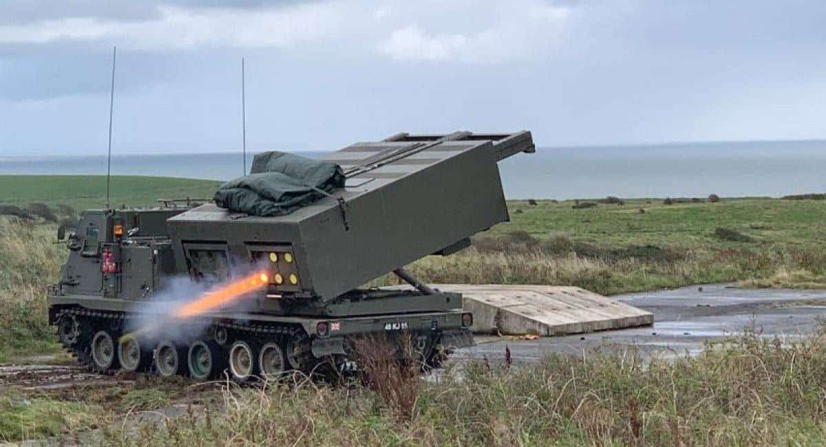 Ukraina otrzymała systemy rakietowe MLRS M270 - Magna Polonia