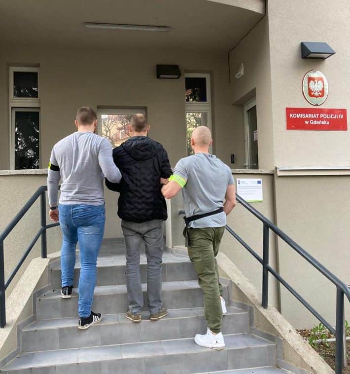 Pijany Ukrainiec groził pistoletem pneumatycznym przypadkowo napotkanej ... Pijany Ukrainiec groził pistoletem pneumatycznym przypadkowo napotkanej ...